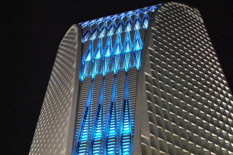 KDKA-TV Weather Beacon atop the Gulf Tower Pittsburgh, Pennsylvania ...